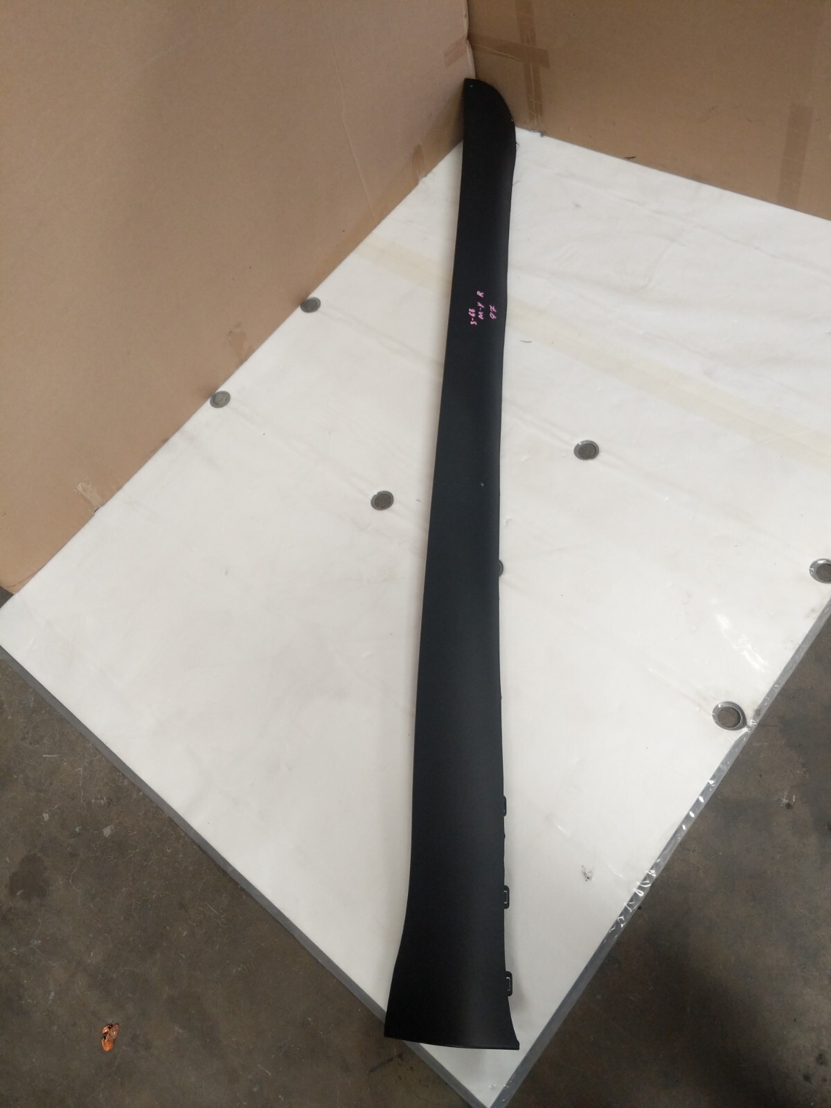 Tesla Model Y Right Side Lower Rocker Cover 2020 1497744-00-b for sale ...