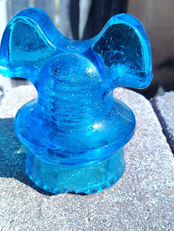 Hemingray Light Blue Mickey Mouse Insulator Chipped Crack? White Cloud ...
