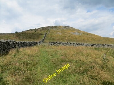 Photo 6x4 Lee Pen Innerleithen Looking up the steep south ridge along ...