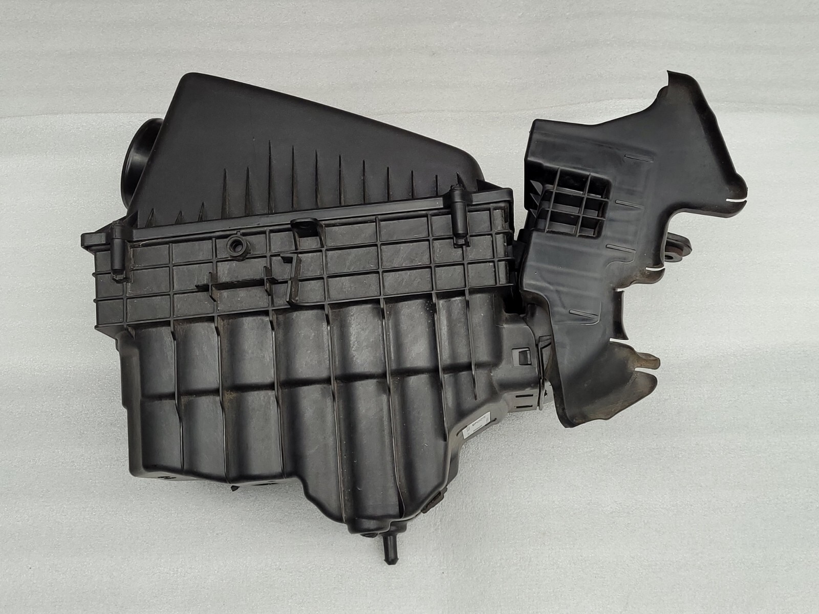 2020-2024 Jeep Gladiator V6 3.6L Air Intake Filter Box Cleaner Housing ...