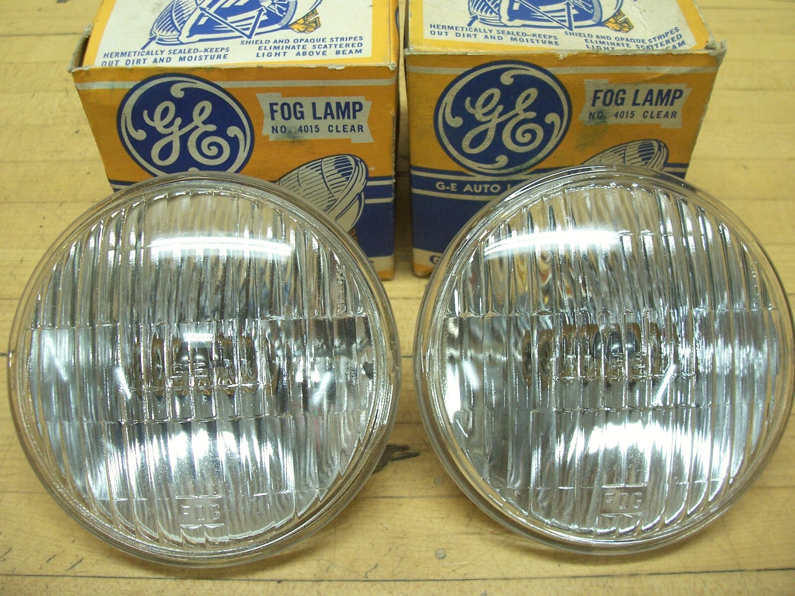 Vintage NOS GE 4015 Clear Fog Light Bulb Guide BLC Appleton Ford Chevy ...
