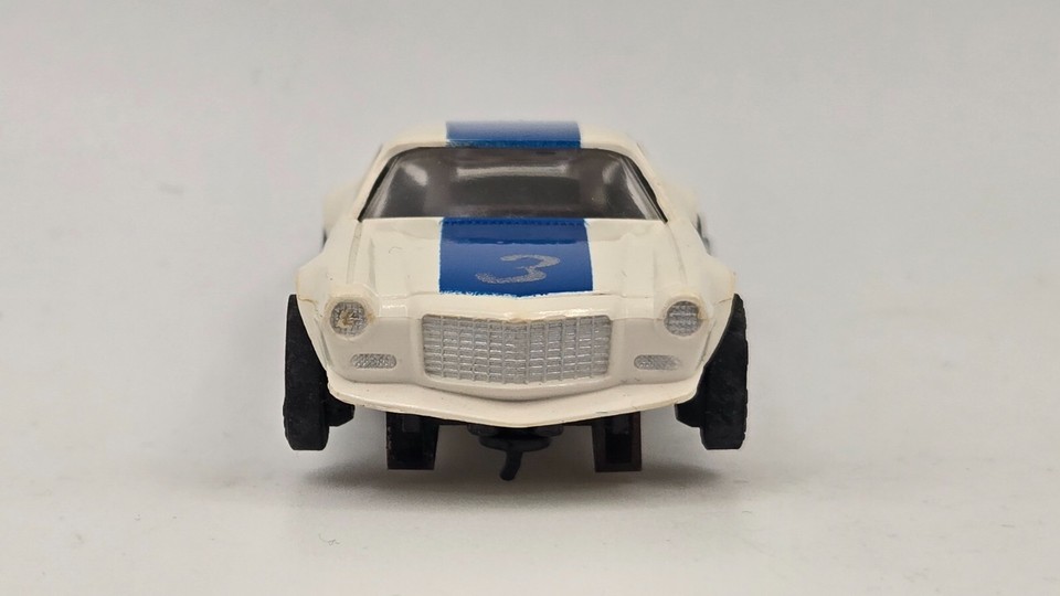 Aurora Afx Magnatraction #3 Camaro Z28 White Blue HO Slot Car | eBay