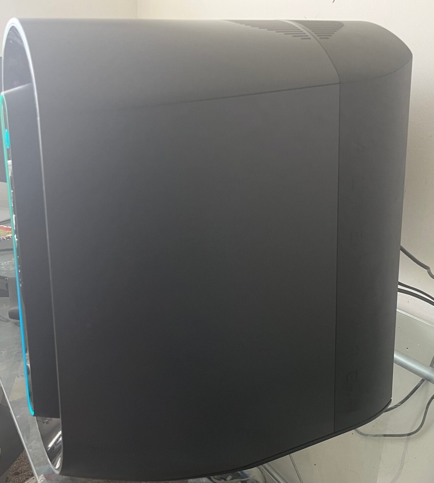 Alienware Aurora R11 Desktop, Intel i7 Processor (10700F), 16GB RAM ...