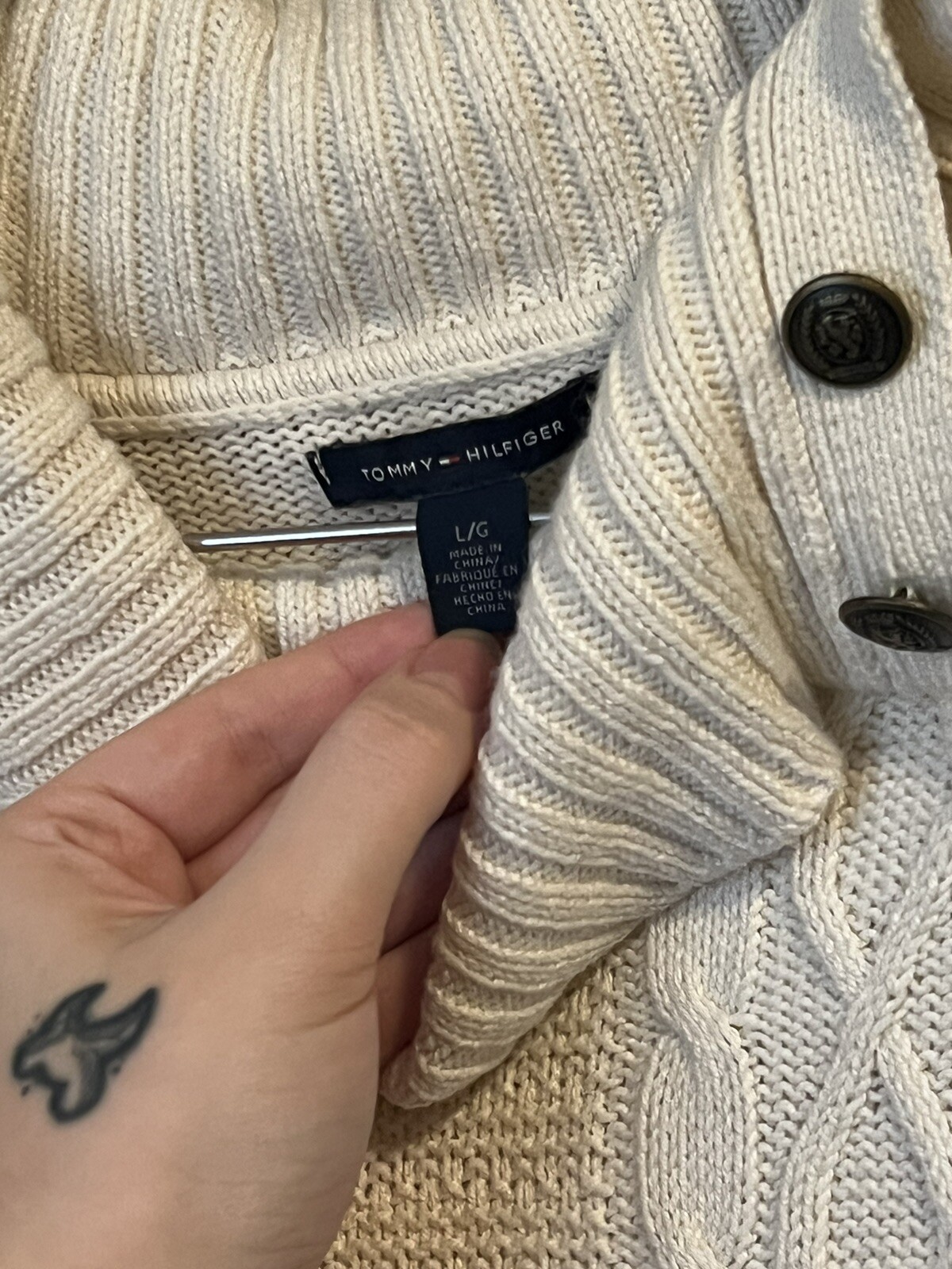 GREAT CONDITION- TOMMY HILFIGER CREAM COLORED CABLE KNIT SWEATER ...