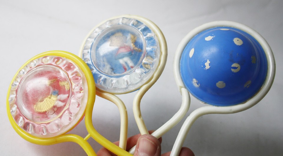 3X RARE VINTAGE 60'S GREEK HARD PLASTIC BABY RATTLE TOY GREECE NEW NOS ...
