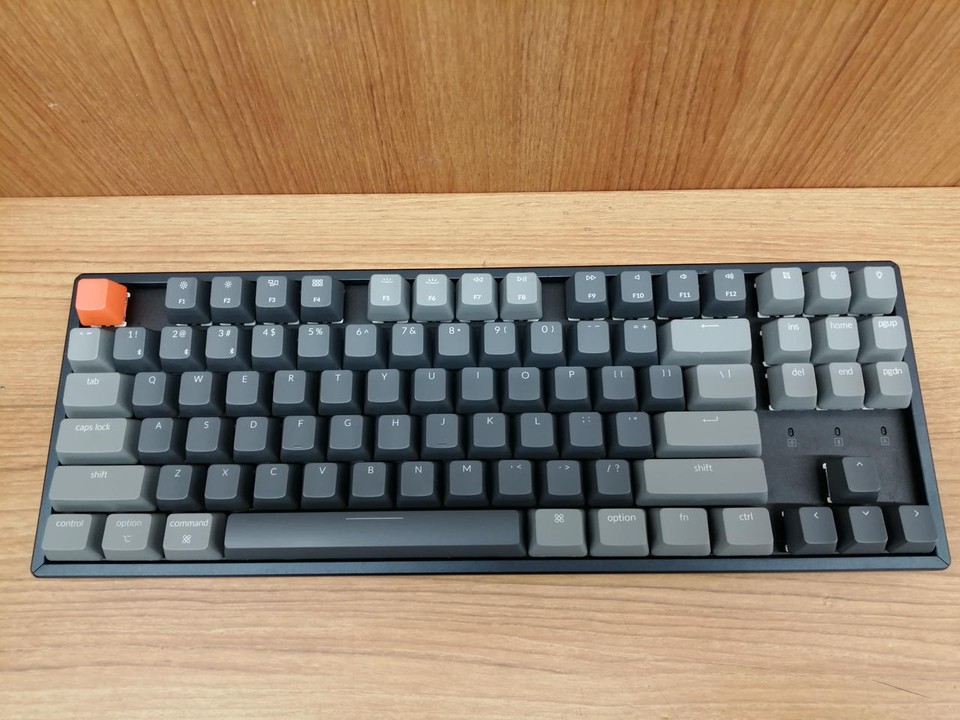 Keychron K8 (TKL Mechanical Keyboard) Incl Win Keycaps, Original Box ...