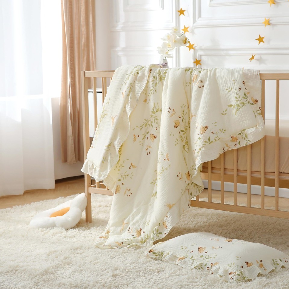 100% Cotton Muslin Crib Comforter/Quilt,Ultra Soft Cozy Reversible Baby ...