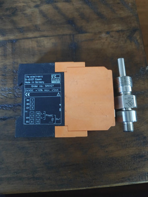 Open Box .Brand New, Unused IFM SF5200 Flow Sensor with New SR0127 ...