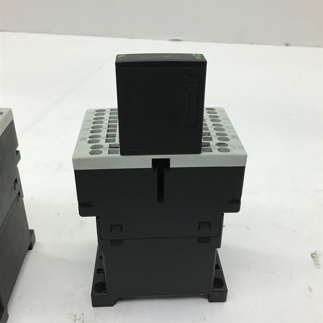 Siemens 3RT1016-2BB42 Contactor 460 v @ 5 Hp 24 Vdc Coil Lot of 2 | eBay