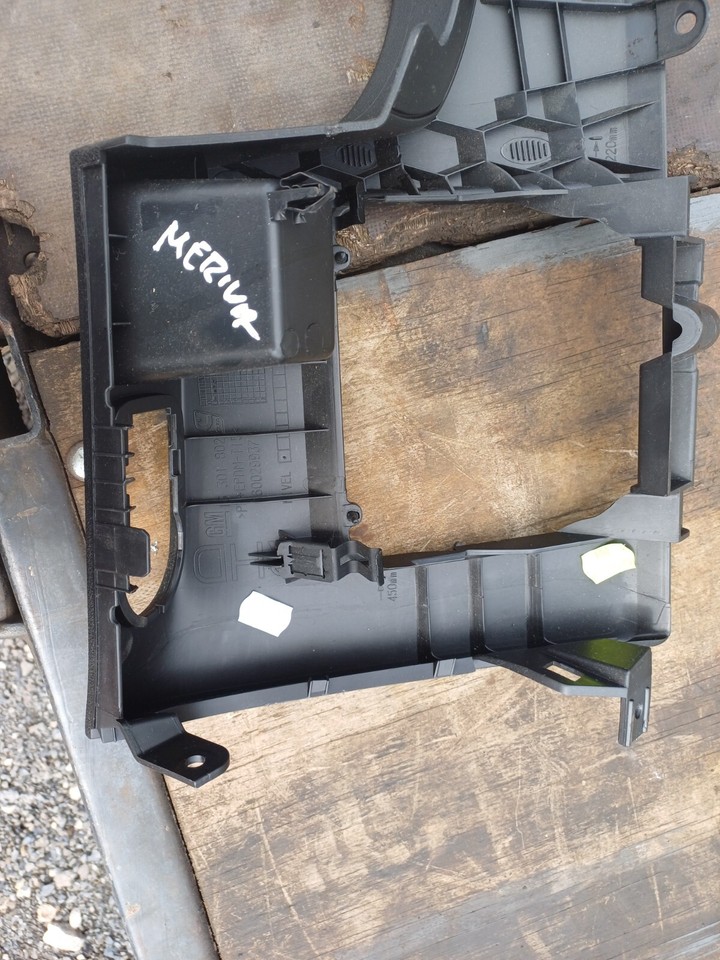 VAUXHALL MERIVA B DRIVER SIDE O/S KNEE PANEL 13301802 | eBay UK