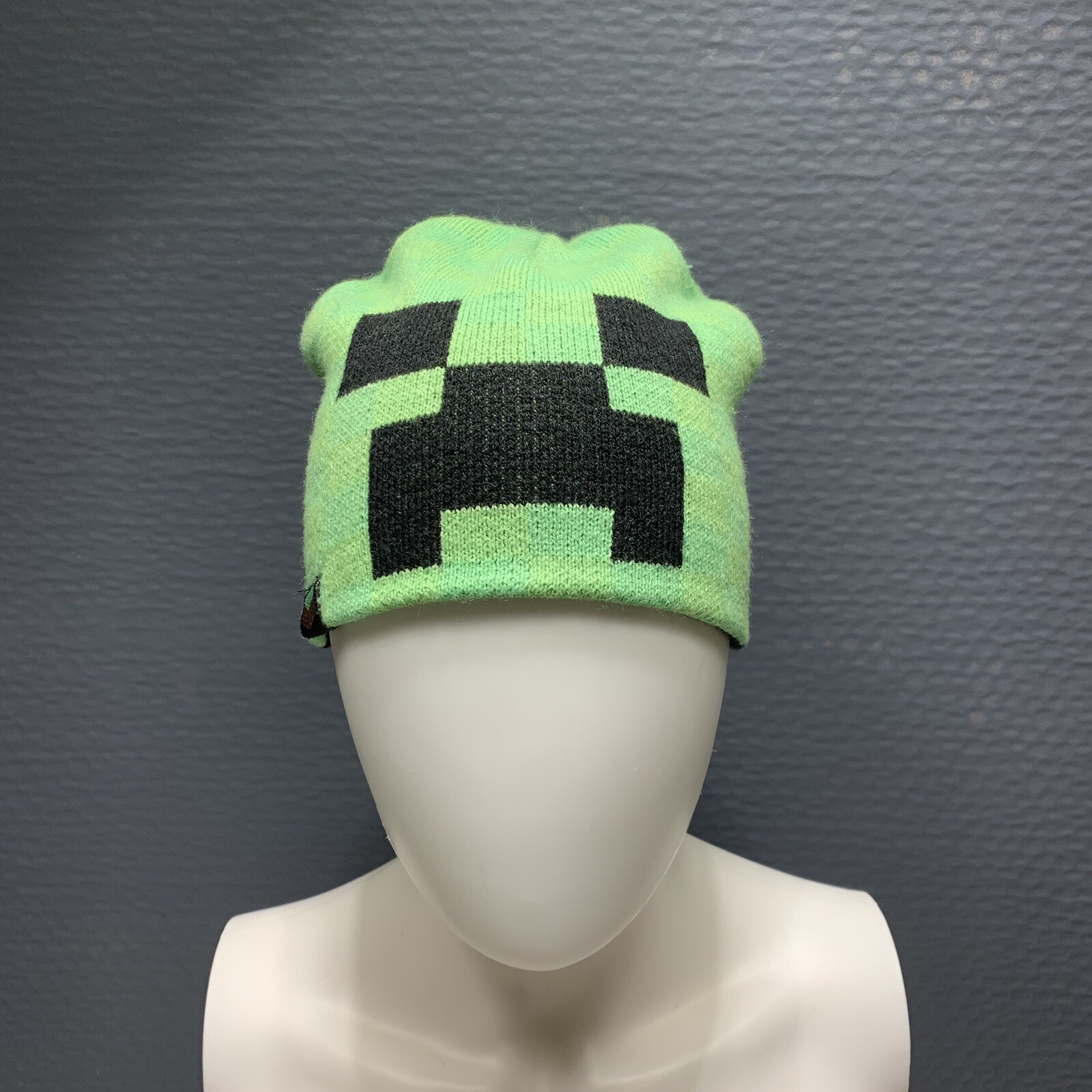 Jinx Minecraft Creeper Knit Beanie/Toque. One Size. - Gem