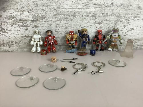 Lots Of 6 MiniMates And Weapons Ironman, Spider-Man, Figures | eBay