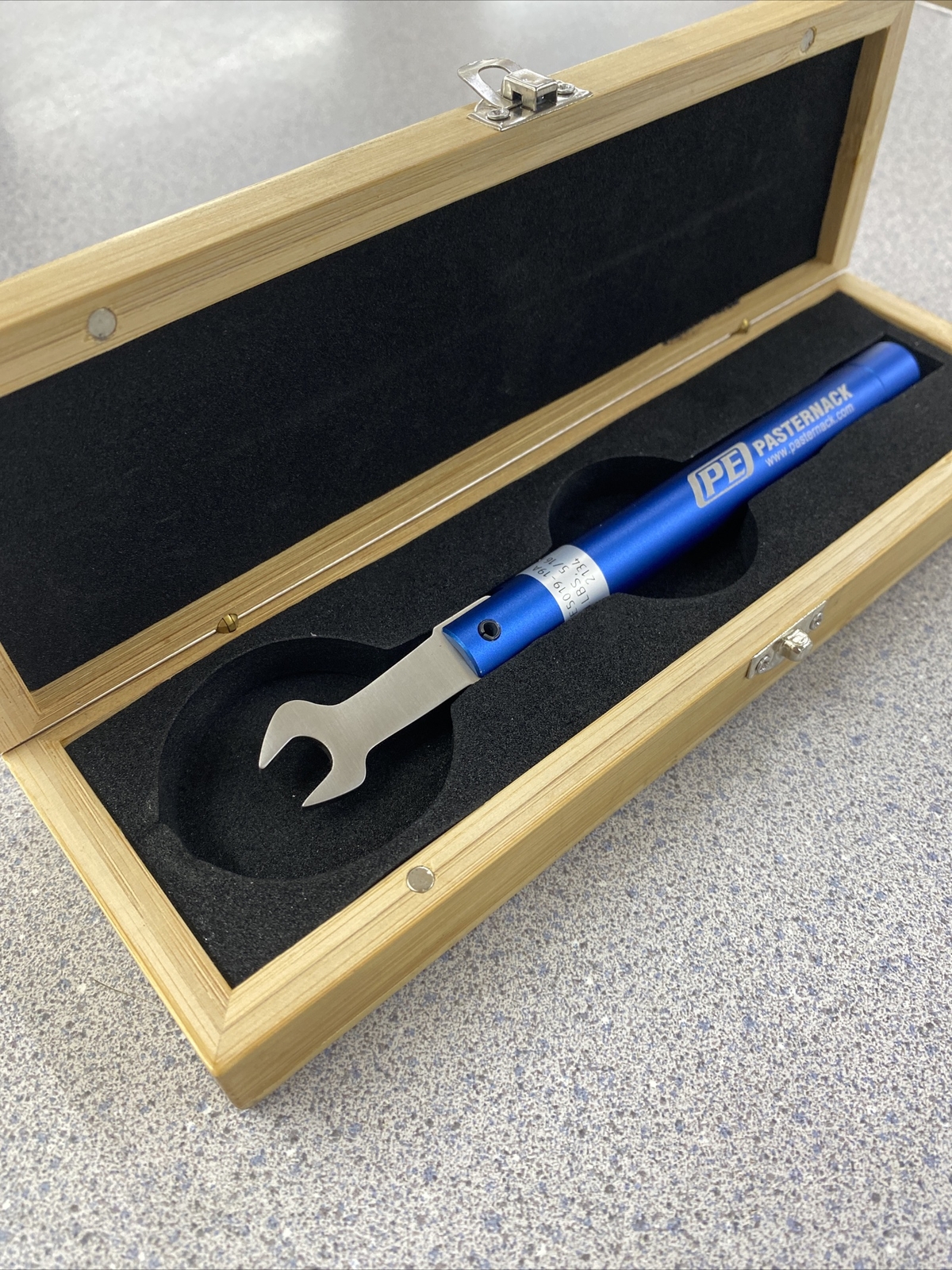 Pasternack PE5019-19A Fixed Break-Over Torque Wrench | eBay