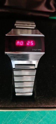 VINTAGE, 1970's, LED DIGITAL WATCH, DIGITIME. BOXED & WORKING. NEW ...