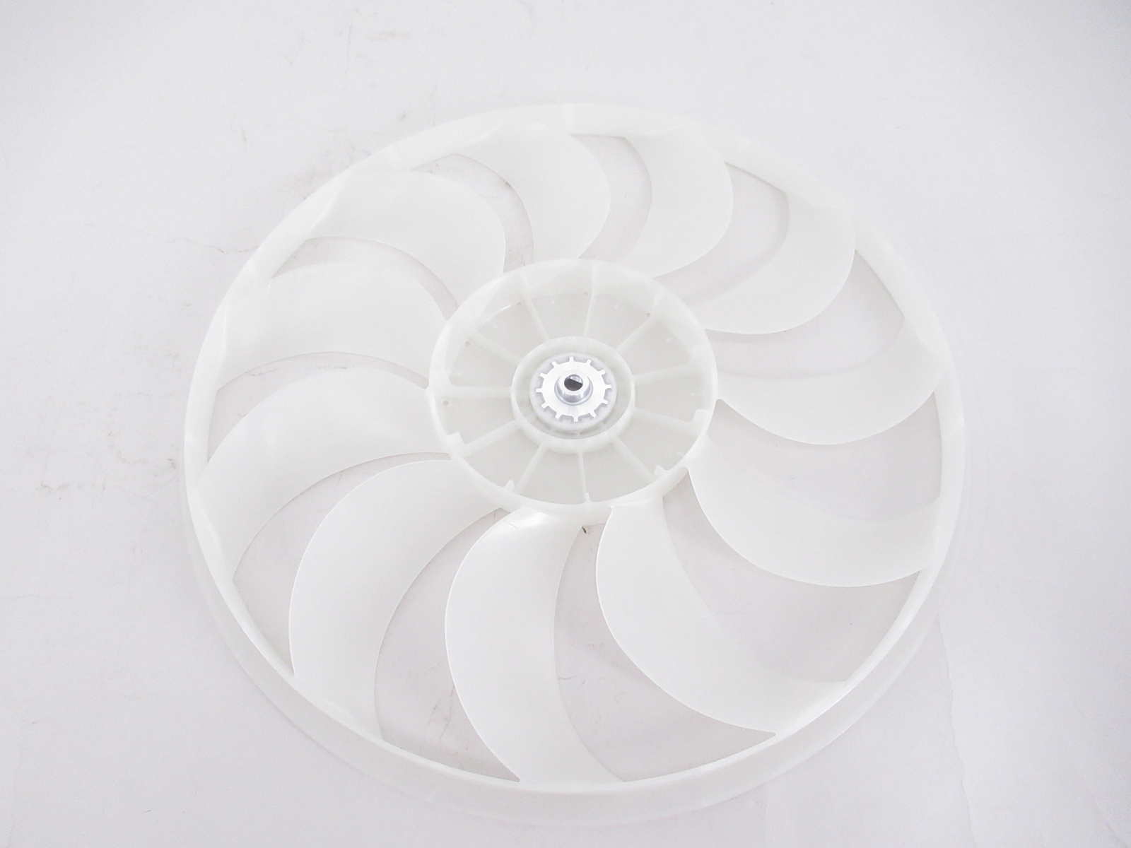 Genuine OEM Subaru 73311FJ000 Radiator Cooling Fan Blade Passenger RH ...