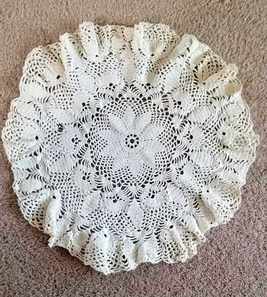 Lot of 5 Lovely, Vintage (1930's - 1940's) Hand Crochet Doilies ...