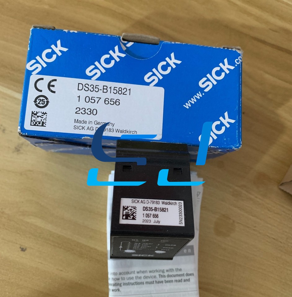 Brand new SICK DS35-B15821 Distance Sensor DS35-B15821/b | eBay UK