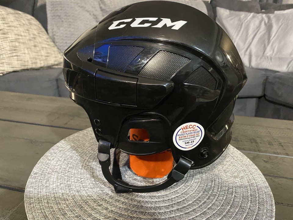 CCM FL40 Ice Hockey Helmet/Senior Large - Adjustable Never Used Must ...