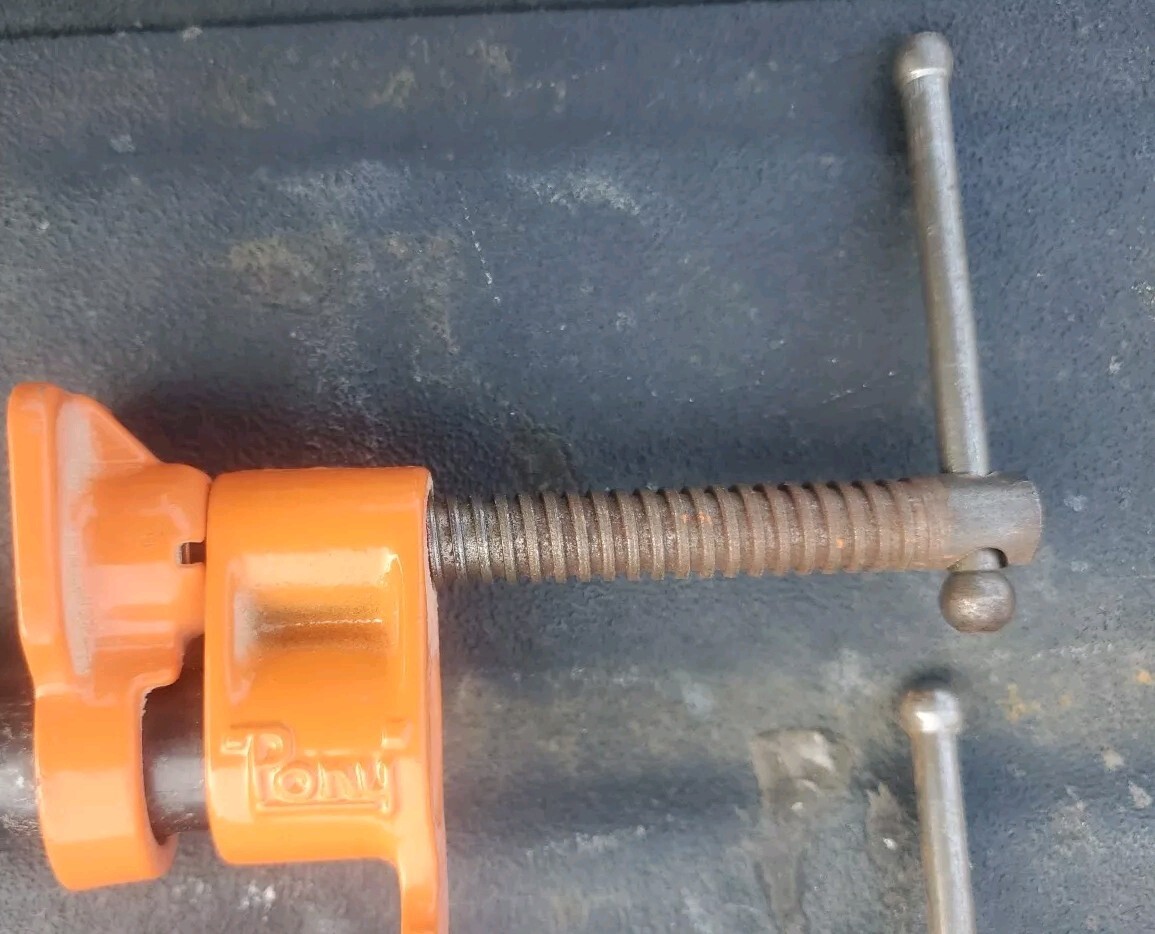 Lot Of 4 Pony 3/4" Adjustable Pipe Clamp #5203 w 36" Threaded Black ...