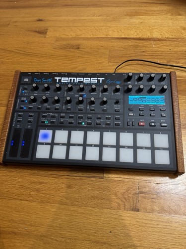 Dave Smith Instruments Tempest Drum machine/Sound Design OG Box/Power ...