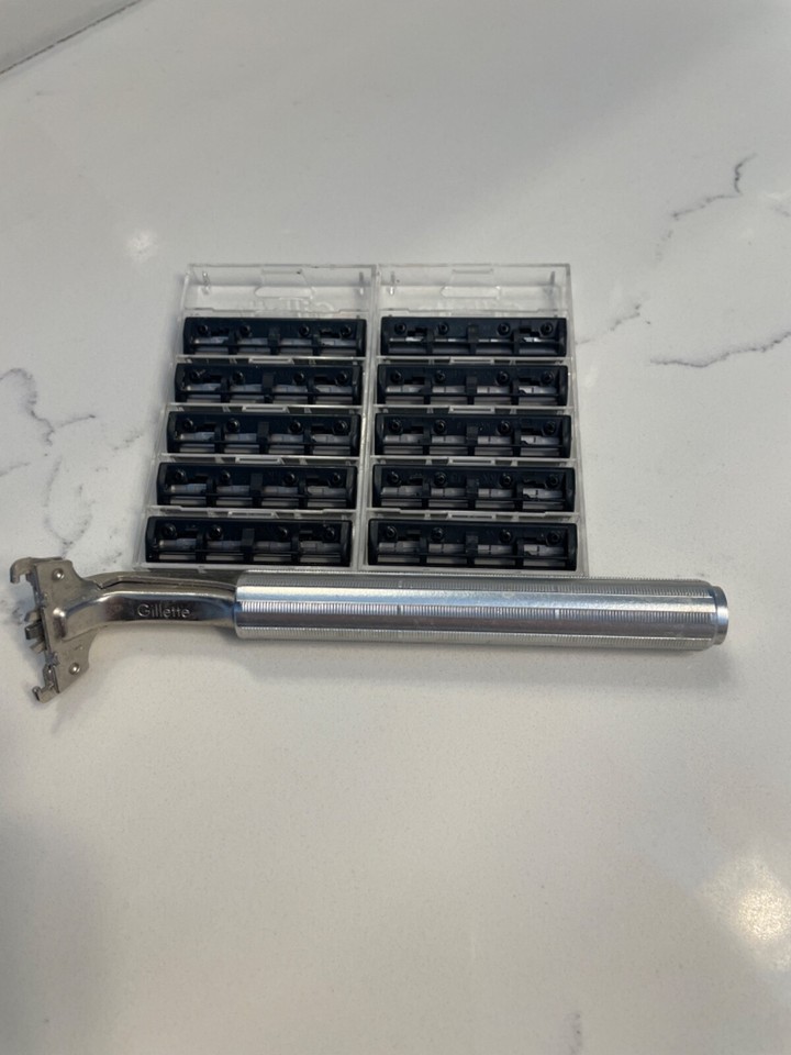 Gillette Atra Metal Razor 10 Shaving Refill Cartridges Twin Blade ...