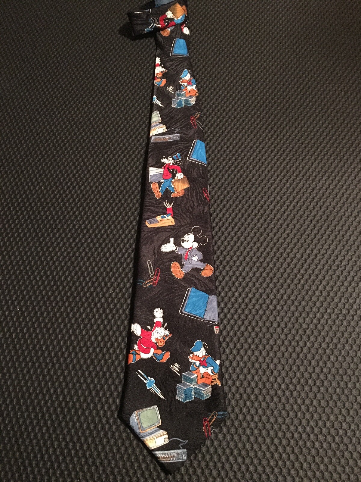 Disney Neck Tie Mickey Unlimited Mickey, Goofy, Donald Duck Office ...