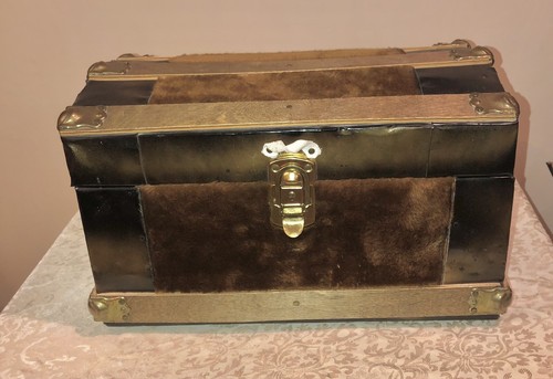 Antique Early 1900s Child’s Doll Or Salesman Sample Streamer Tin & Wood ...