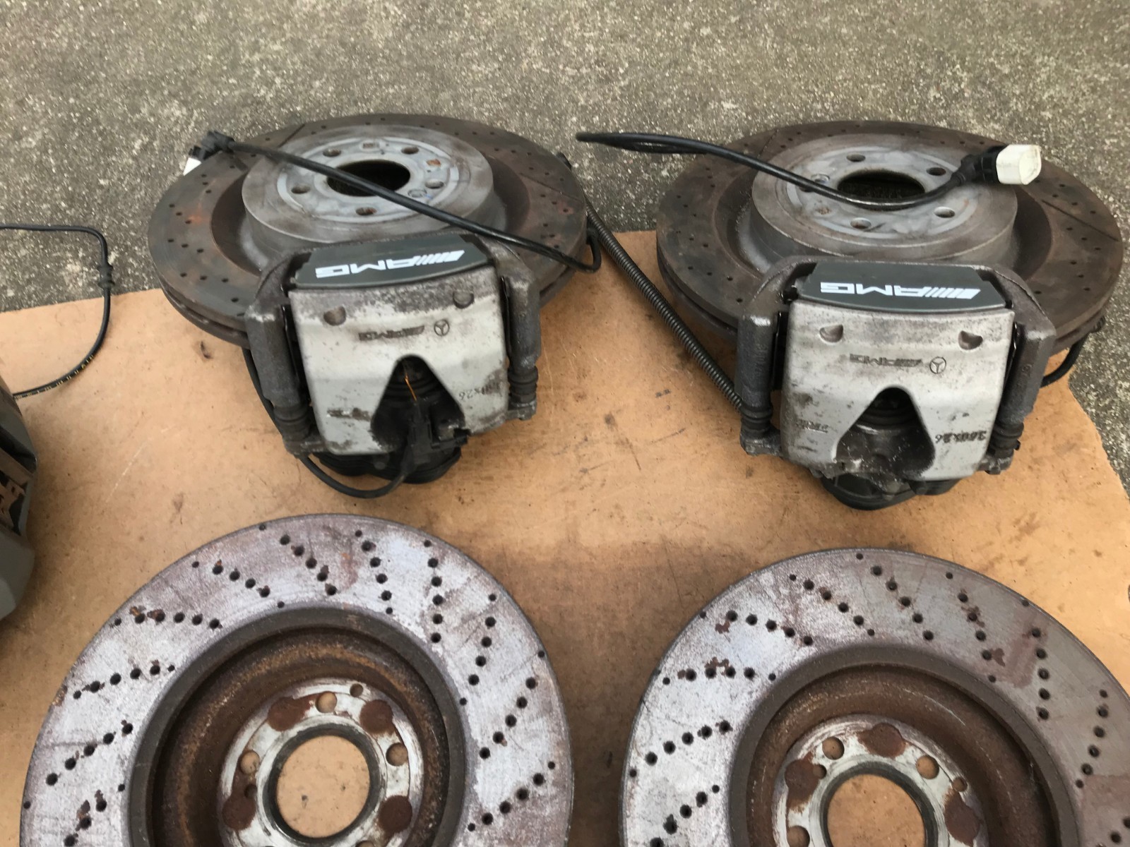 Mercedes Benz W205 C63 AMG Sport Brake Discs Calipers Pads Bremssättel ...