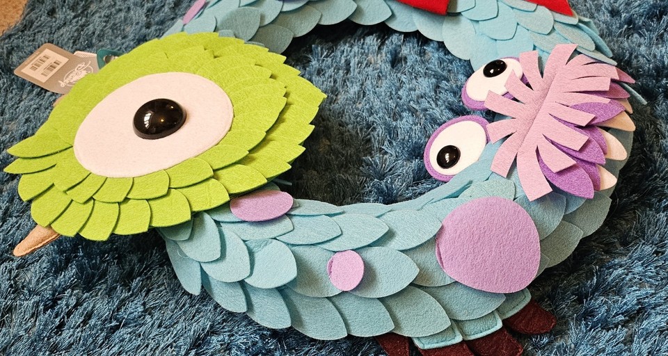 Disney Store Monsters Inc Xmas Wreath Holiday Hanging Door Mike Sully ...