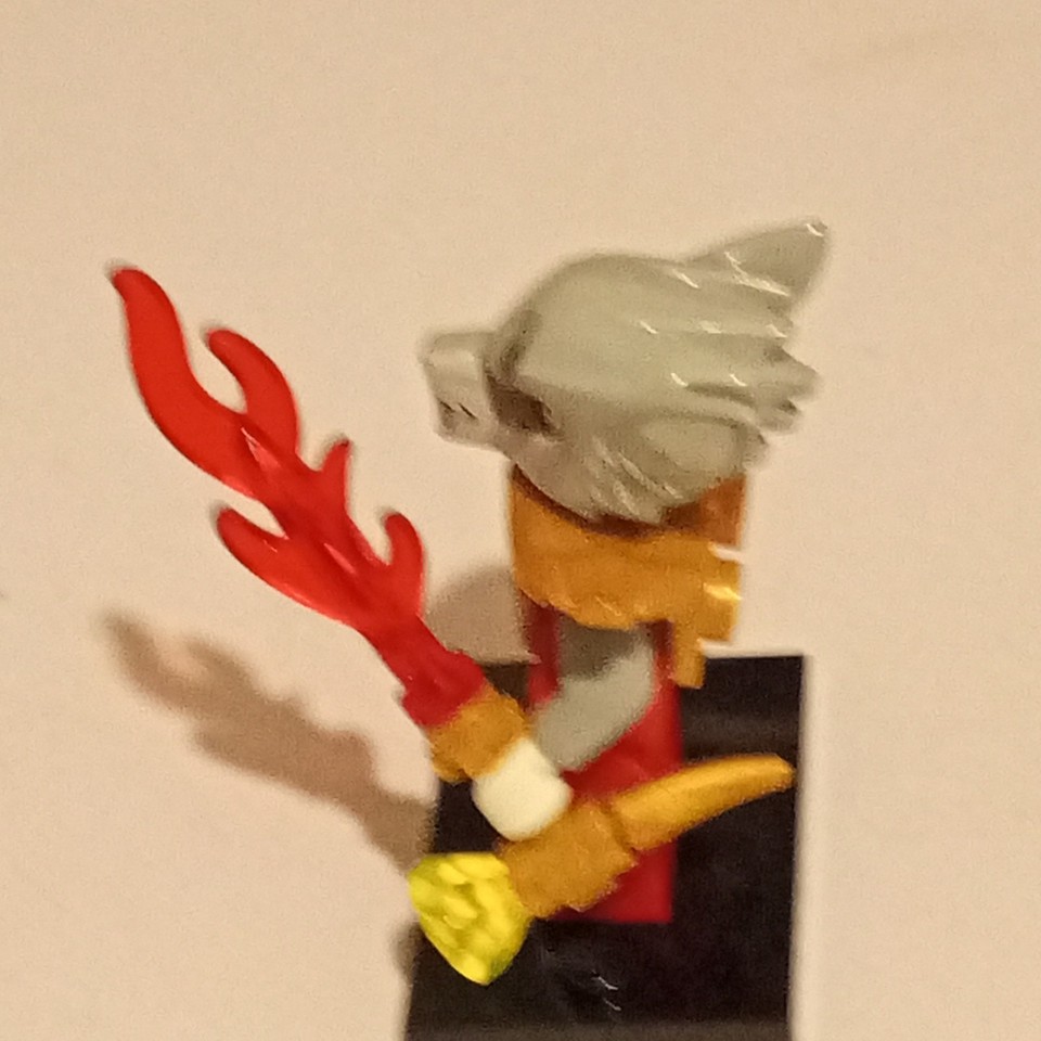 LEGO Legends of Chima: Worriz - Character MiniFigure - Set 70145 70147 ...
