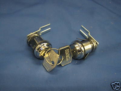 MG EXTERIOR DOOR LOCKS ASSEMBLY & 2 KEYS MGB GT & ROADSTER & MGC BHH973P vw22 | eBay UK