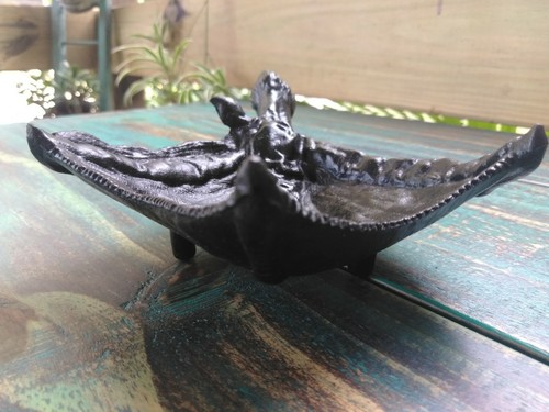 Vintage Rare Cast Iron Signed Webbed Foot Spoon Rest/Trivet/Hot Ember ...