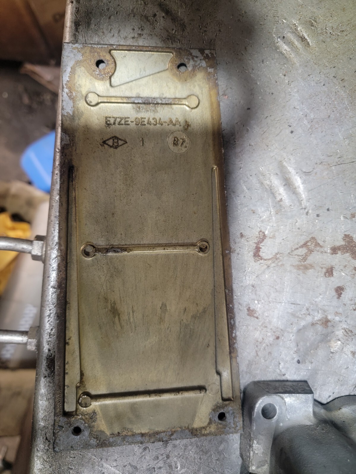 87-93 FORD MUSTANG 302/5.0L H.O. UPPER INTAKE MANIFOLD OEM RF-E7ZE-9425 ...