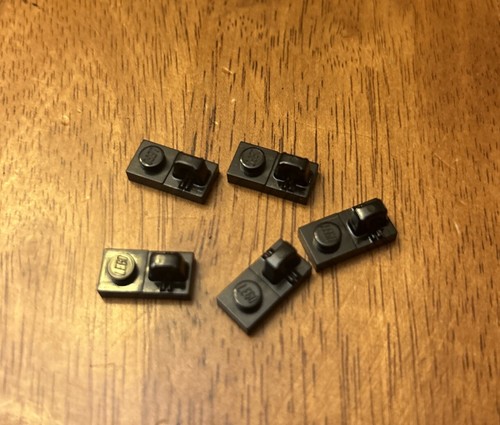 Lot 5 LEGO 30383 Black Hinge Plate 1x2 Locking | eBay