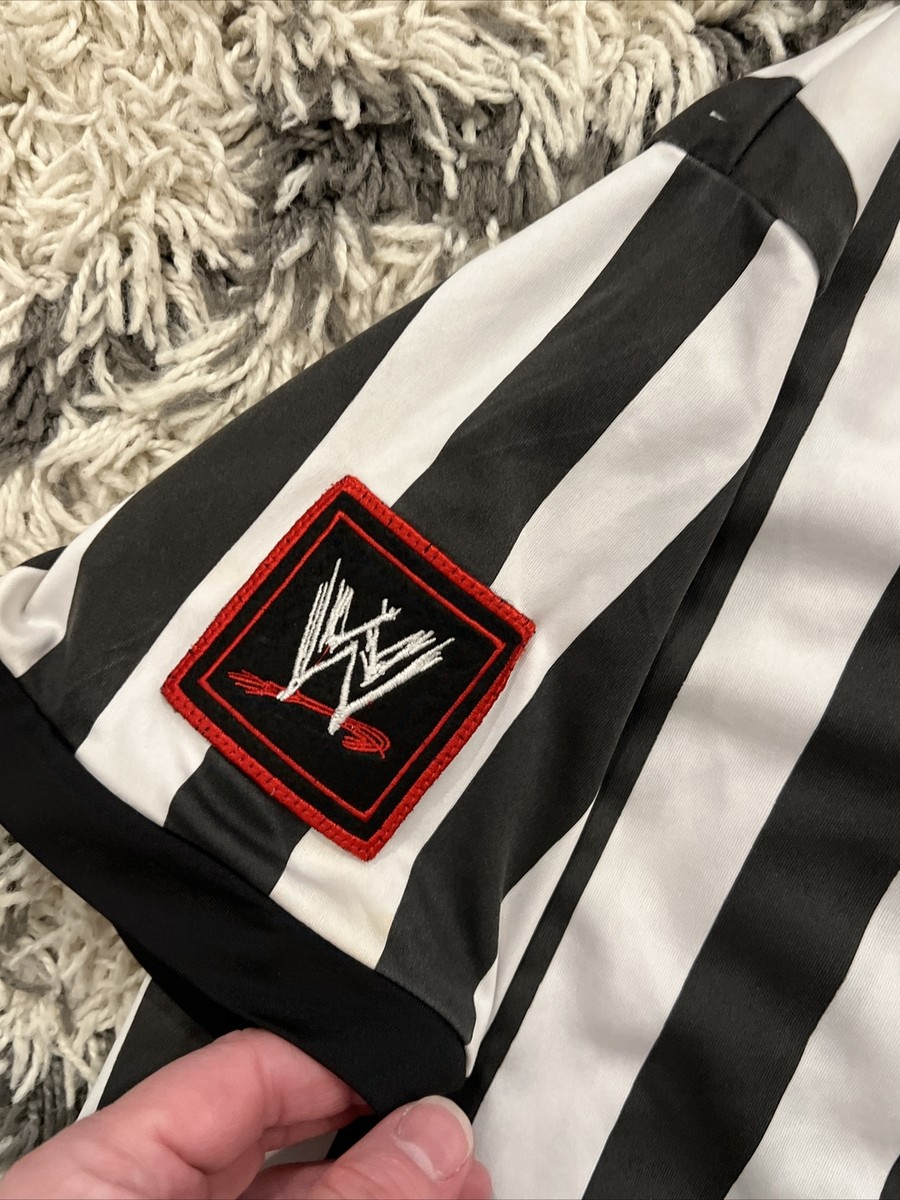 Wwe Referee Logo Officiating Wrestling: The Referee's Role In