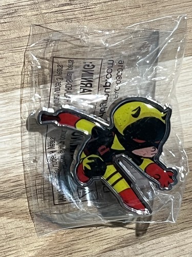 Marvel Unlimited Comics Limited Edition Yellow Daredevil Pin & Sam ...