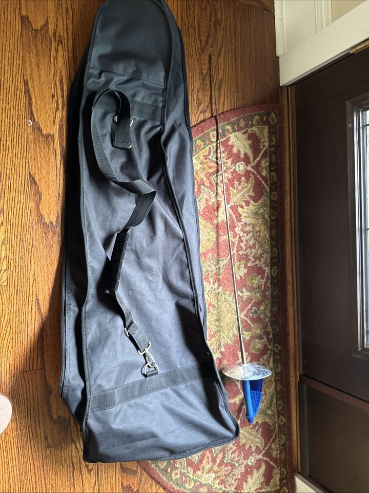Blue Gauntlet Fencing Bag & 2 pin electric Fencing Sabre (Rt Handed ...