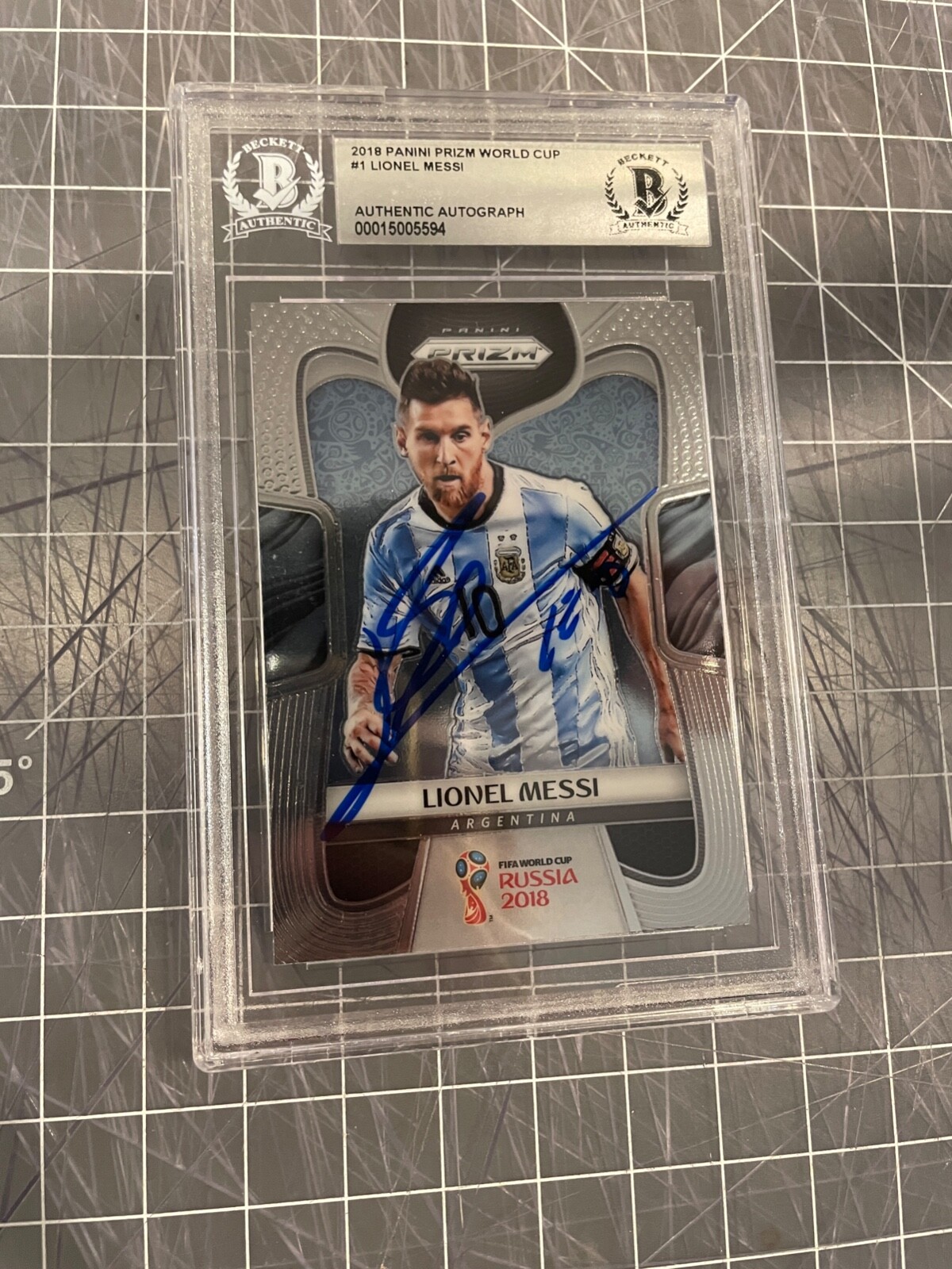 Lionel Messi Autographed Memorabilia | Signed Photo, Jersey ...