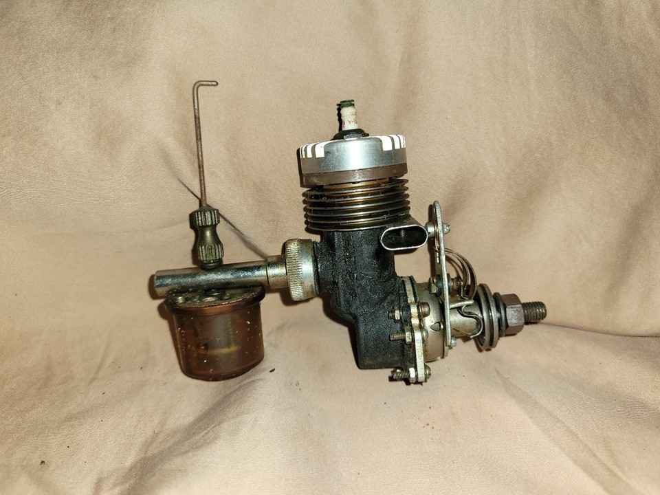 Vintage Model Airplane Engine - Hetherington motor | eBay