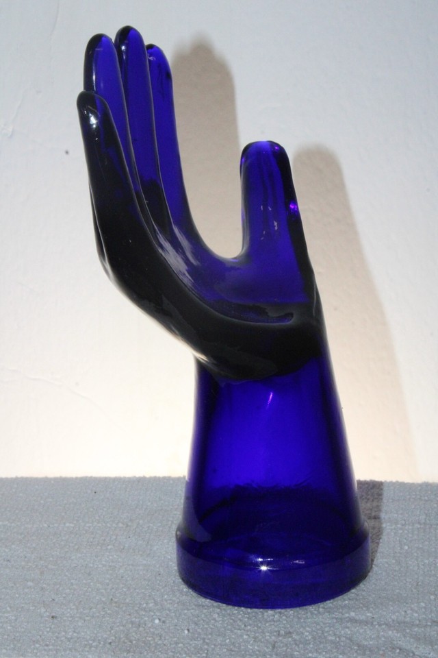 BLUE GLASS HAND JEWELRY RING DISPLAY NEW DEPRESSION GLASS ANTIQUE STYLE ...