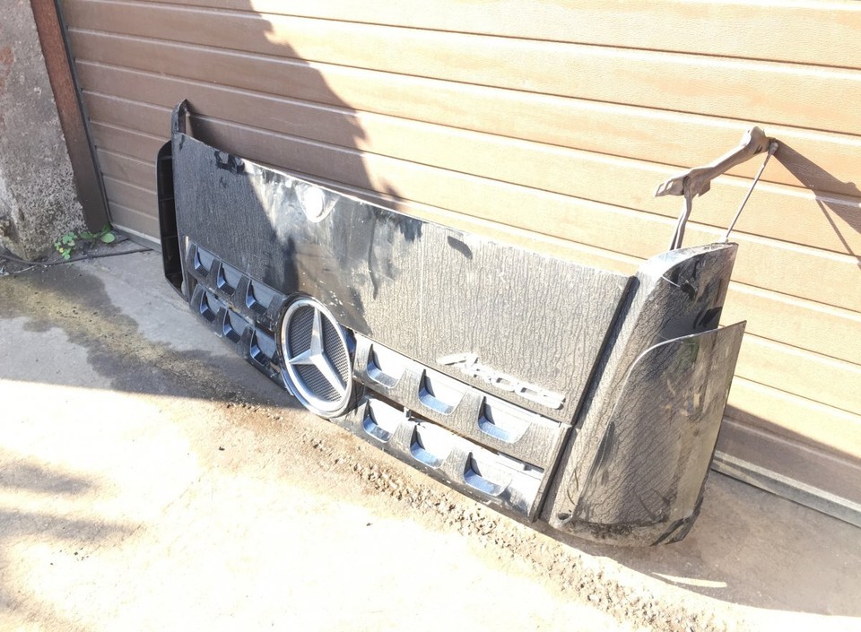 A9607500309 A9607501467 A9607500318 A9607511030 9607511130 Grille Avant ...