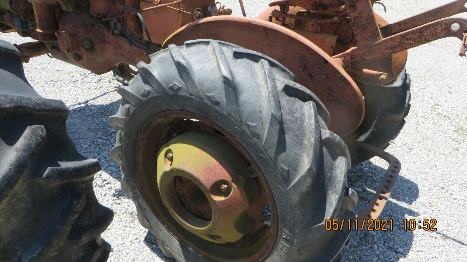 INTERNATIONAL FARMALL SUPER A TRACTOR SELLING PARTS | eBay