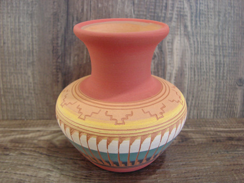 Small Native American Navajo Hand Etched & Hand Painted Pottery ...