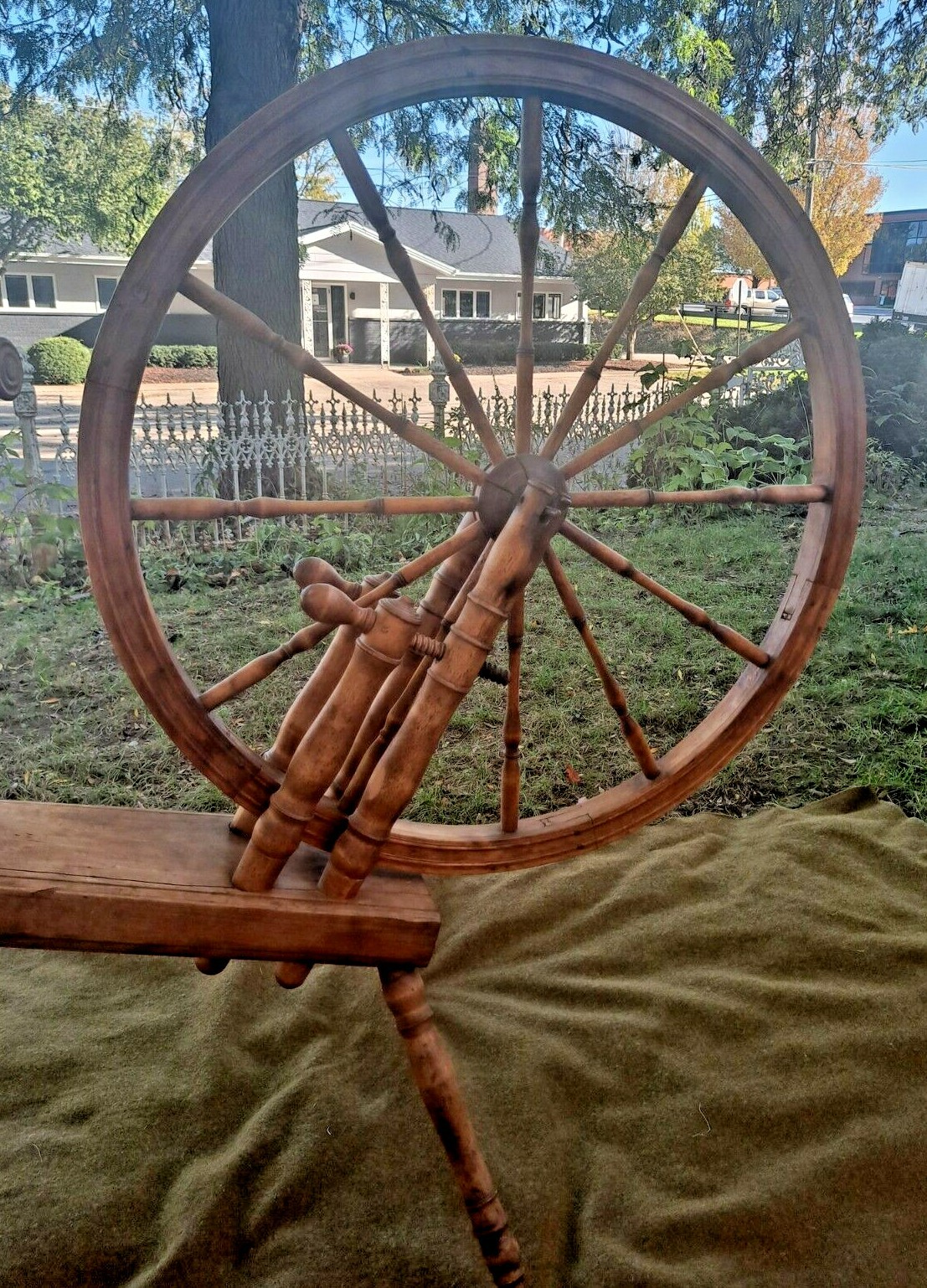 Antique Primitive Spinning Wheel | eBay