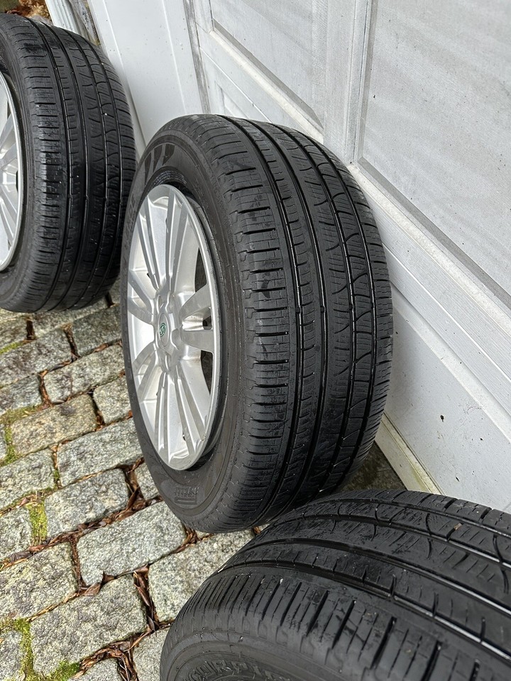 Land Rover LR4 Factory OEM Wheels And Pirelli Scorpion Verde All Season ...