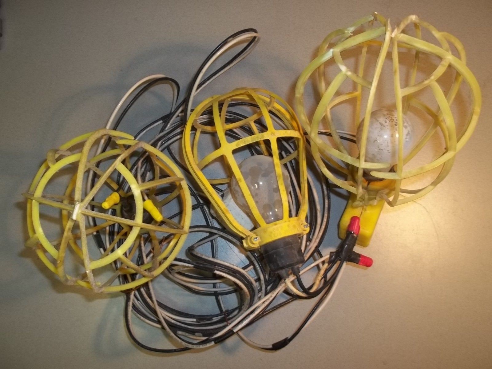 USED (3) MCGILL LEVITON WORK LIGHT CAGE ASSY A23 200W 250V-660W FREE ...