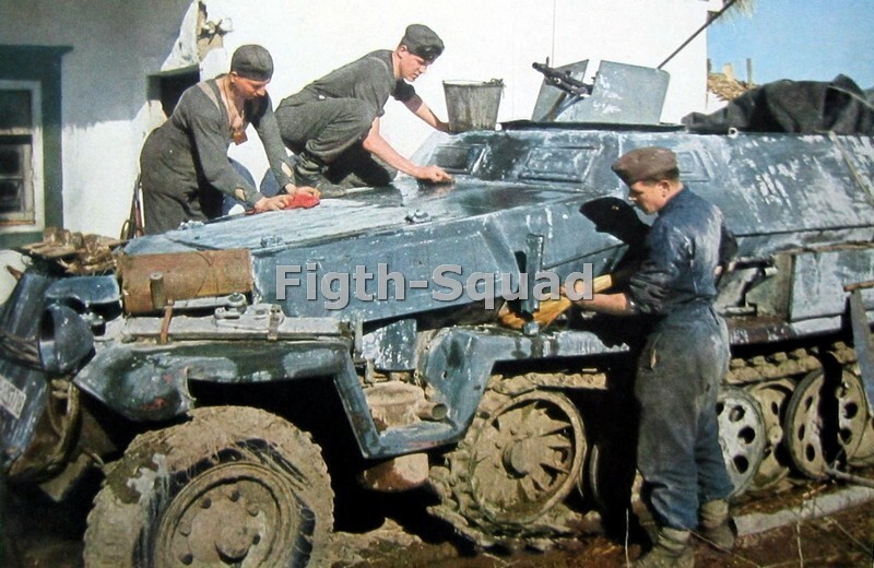 WW2 Picture Photo German Soldiers Erasing Winter Camo Halftrack 8420 | eBay