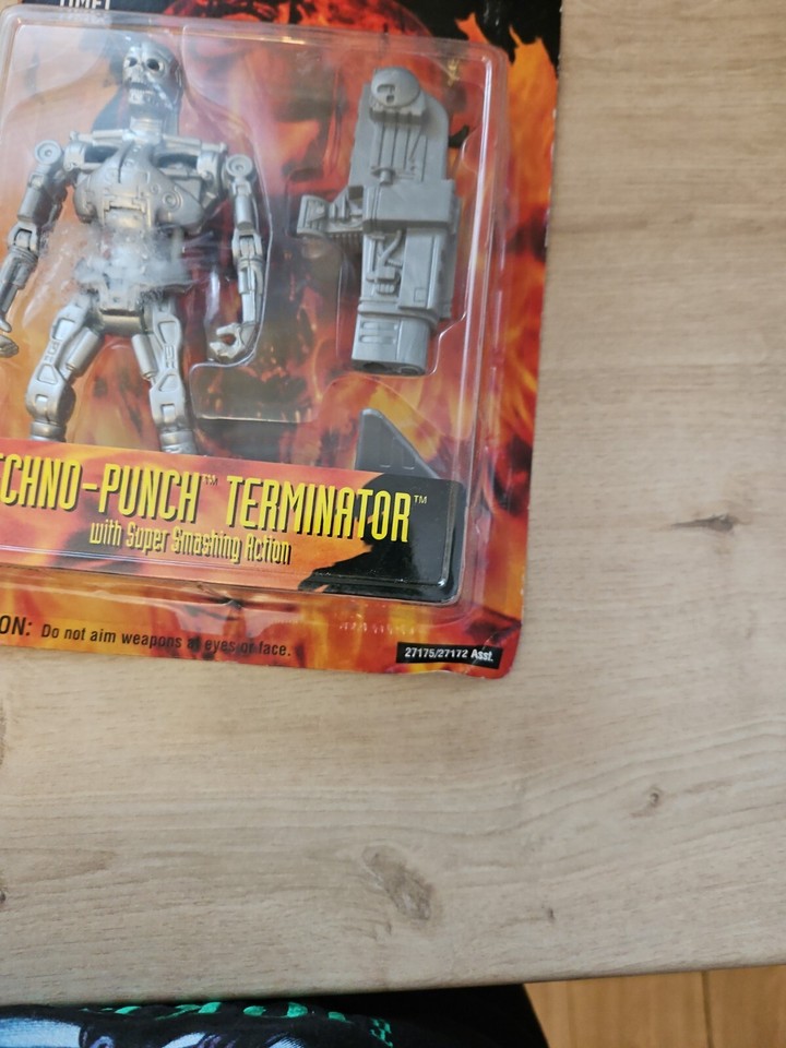 Kenner - Terminator 2 / 3D - Techno Punch Terminator - MOC | eBay