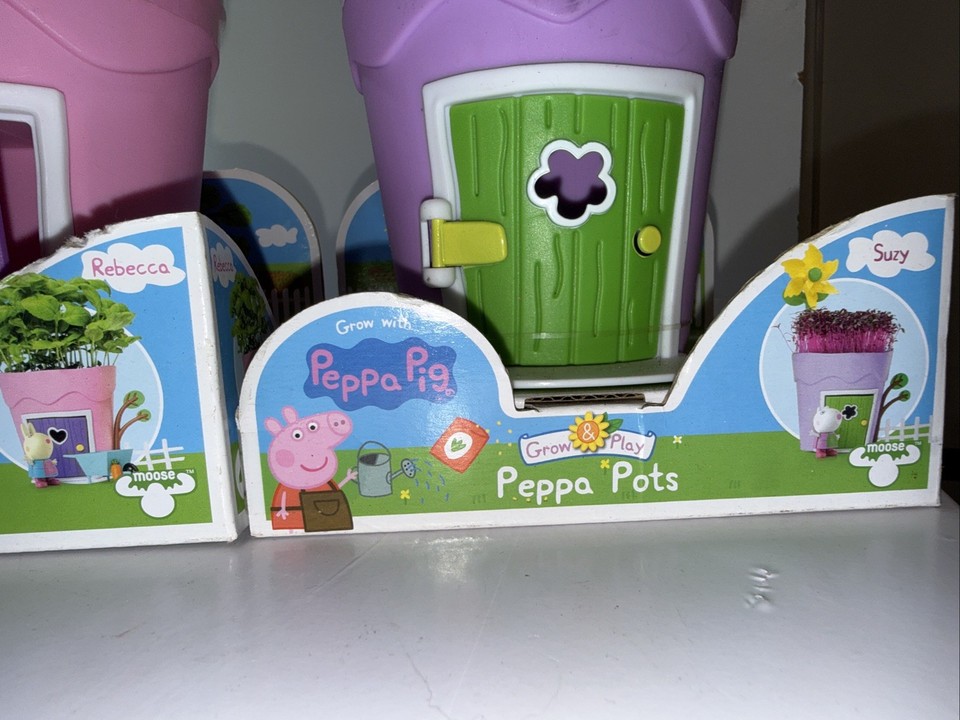 Peppa Pig Grow & Play Peppa Pots - Suzy & Rebecca (23-26) | eBay Australia