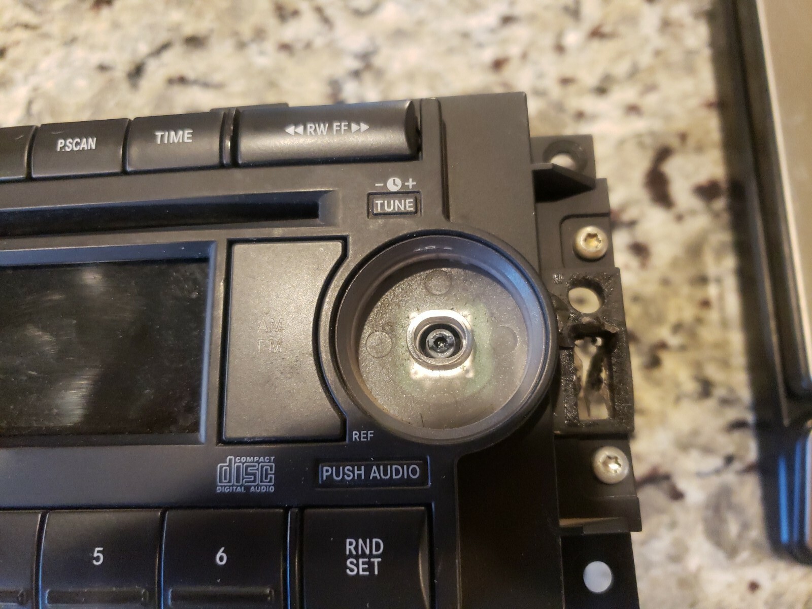 Daimler Chrysler part number P05064173AG Radiohead Unit With Cd Player ...